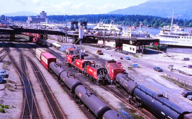 Trackside Treasure: Vancouver Wharves Layout Corner Improvements