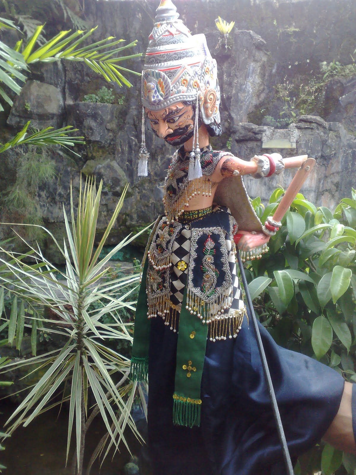 FOTO-FOTO KARAKTER & NAMA TOKOH WAYANG GOLEK