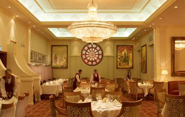 Review Bombay Brasserie London On The Inside
