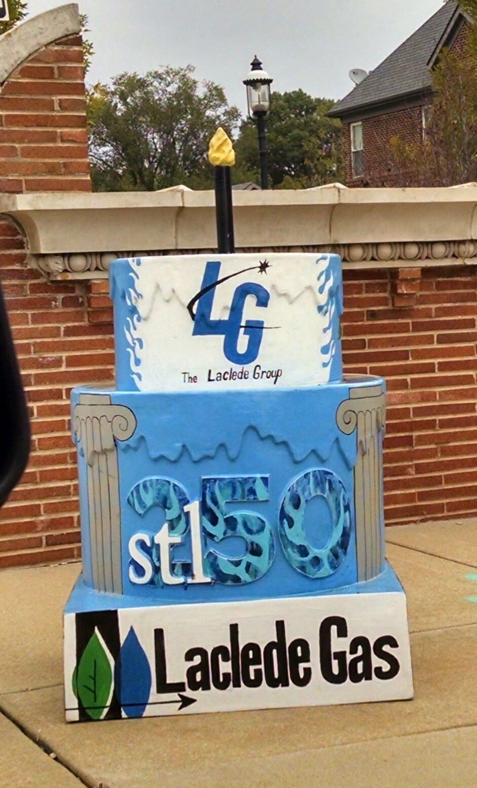 Let Us Find Cake: Gaslight Square