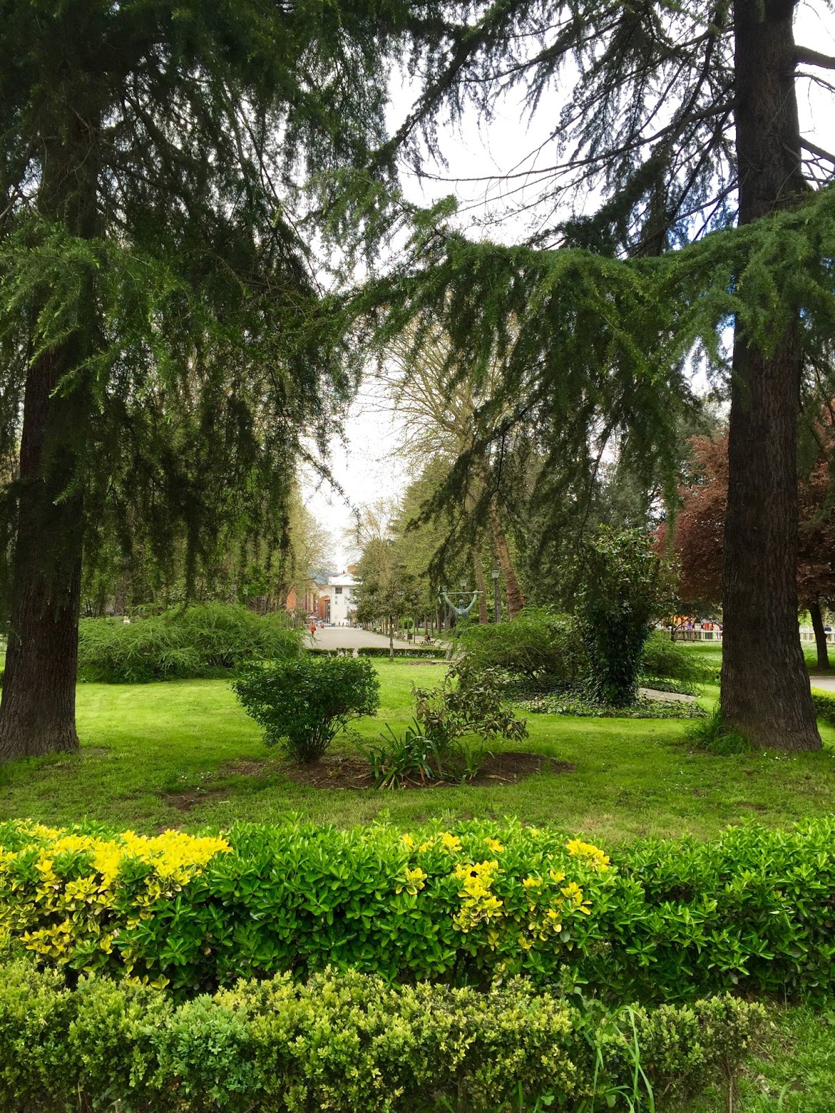 Límites del Verde: El Parque Dorado de Sama, jardín histórico y ...