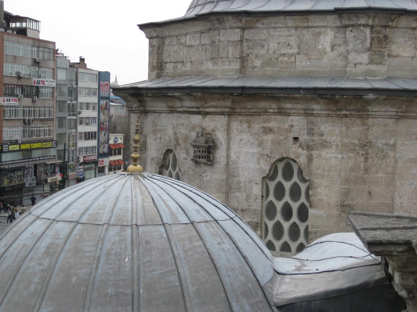 Travelmind: Compassionate architecture: bird houses and sparrow mansions