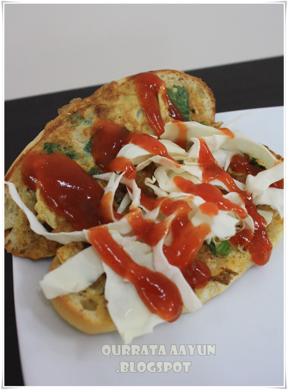 Life is a Constant Battle: Menu Buka Puasa: Roti John