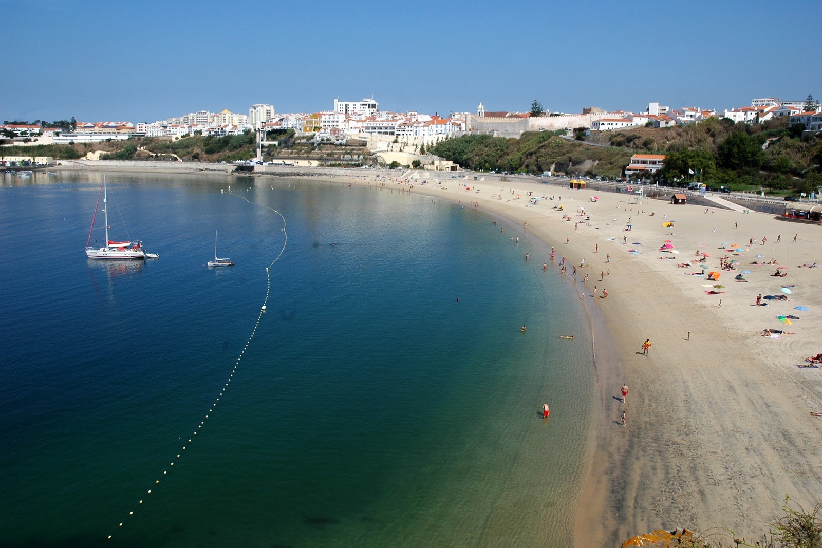 Receitas e lugares do mundo português: Praia Vasco da Gama, uma "Pérola ...