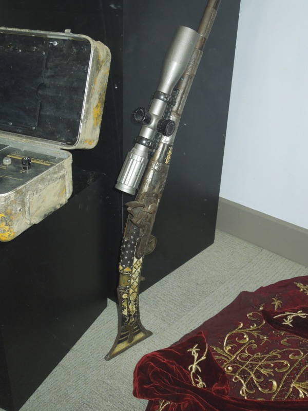 Hollywood Movie Costumes and Props: Assassin weapon props from Wanted ...