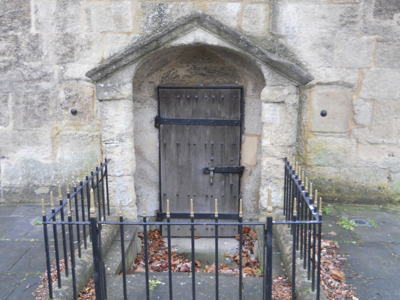 Roy's blog: WILTSHIRE. Lock-ups at Steeple Ashton, Trowbridge and ...