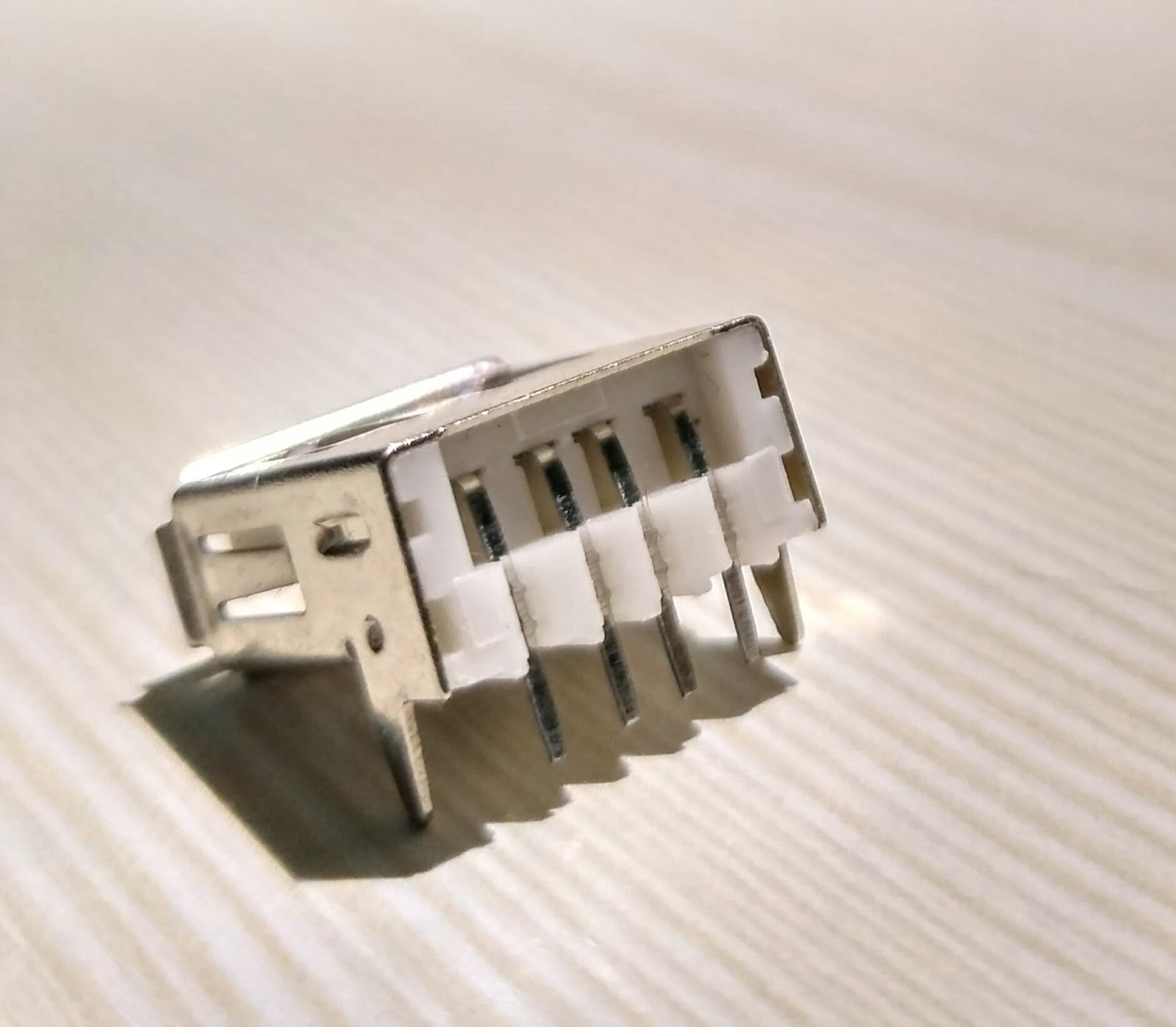 Curkit: DIY USB extension cable.