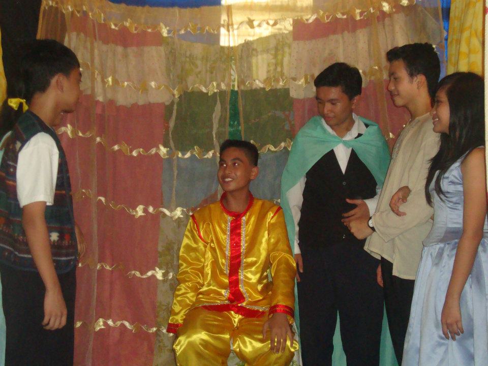 Florante at Laura: Ang Florante at Laura ng II-Napoleon Abueva