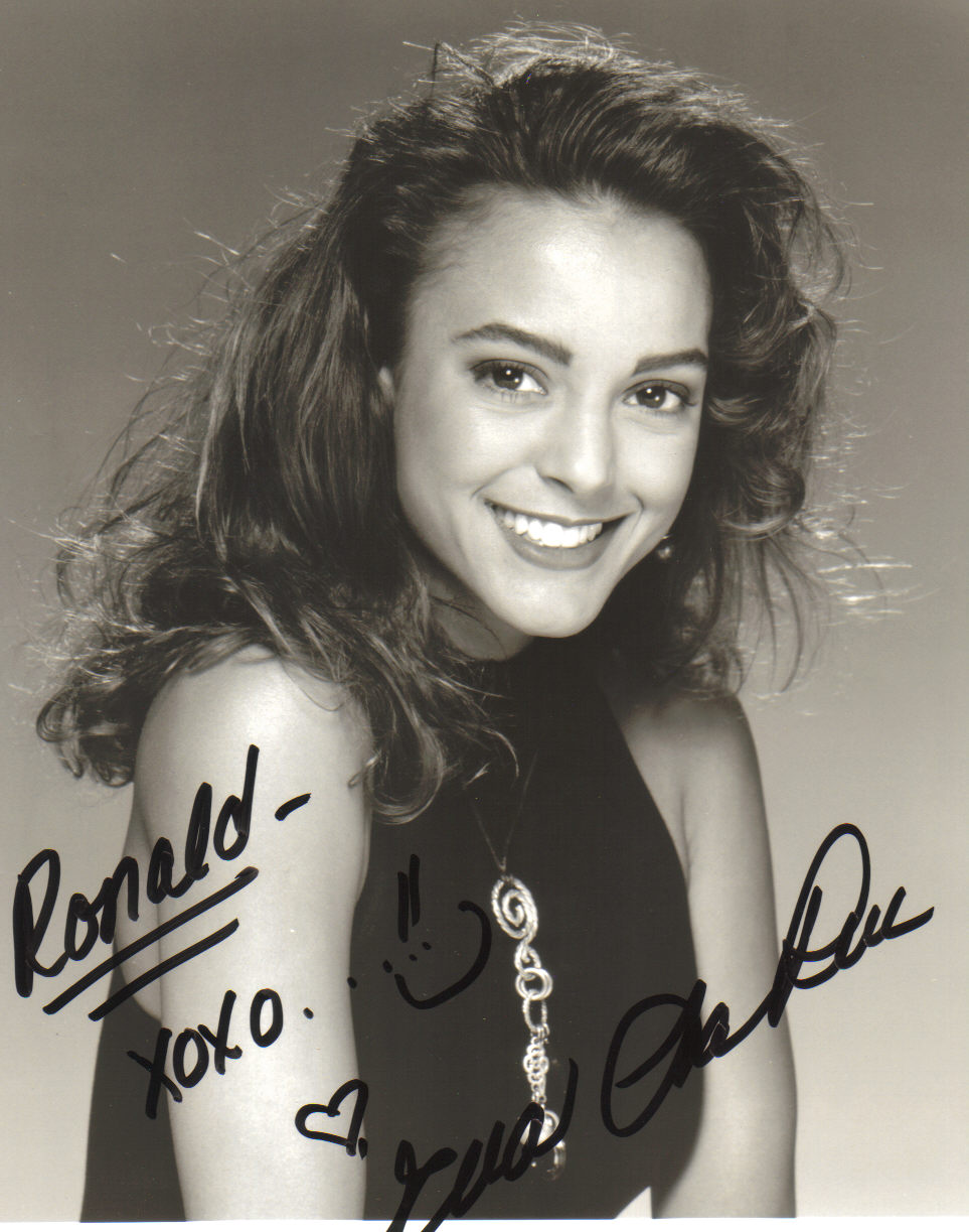 Slice of Cheesecake: Eva LaRue, pictorial