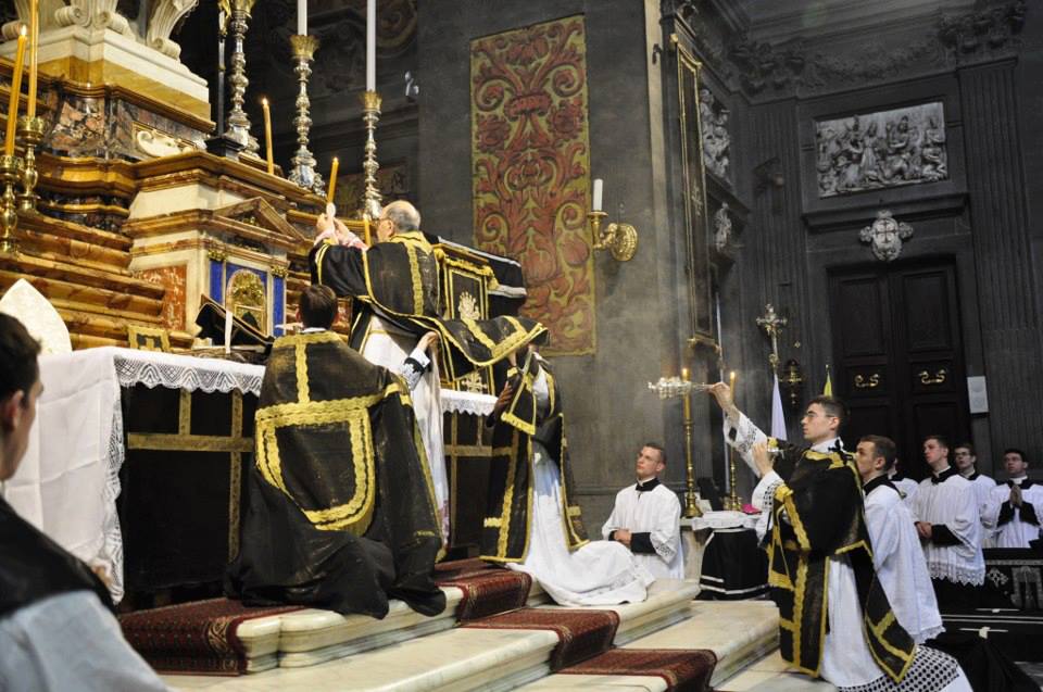 Misa Tridentina dan Novus Ordo - Katolisitas Indonesia