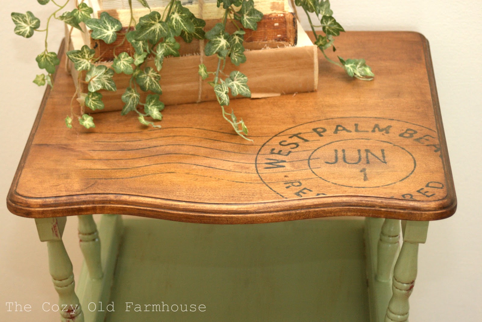 The Cozy Old "Farmhouse": Vintage Table Makeover & a Transparency Transfer