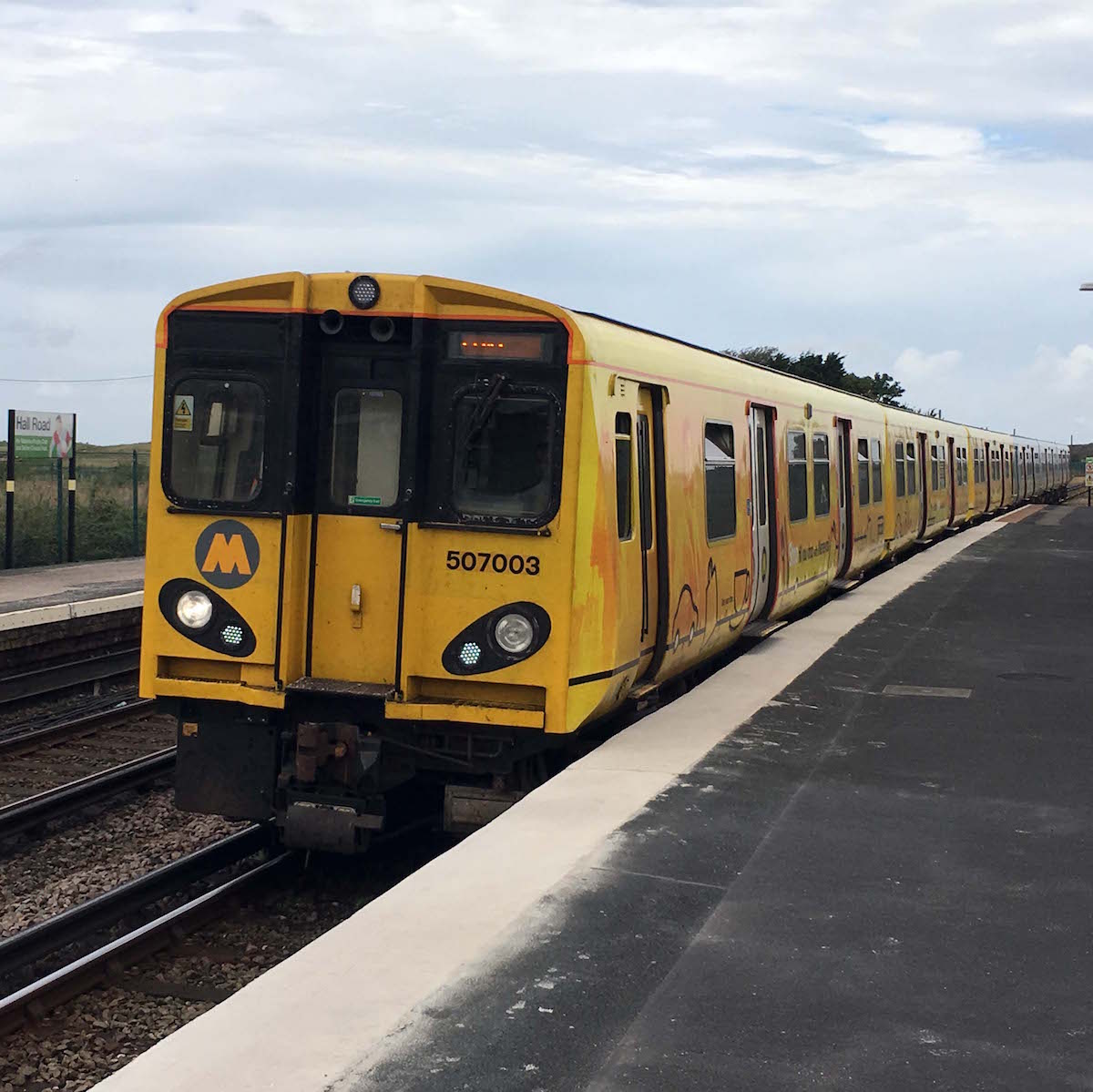 British Diesels and Electrics: Class 507 [Updated]