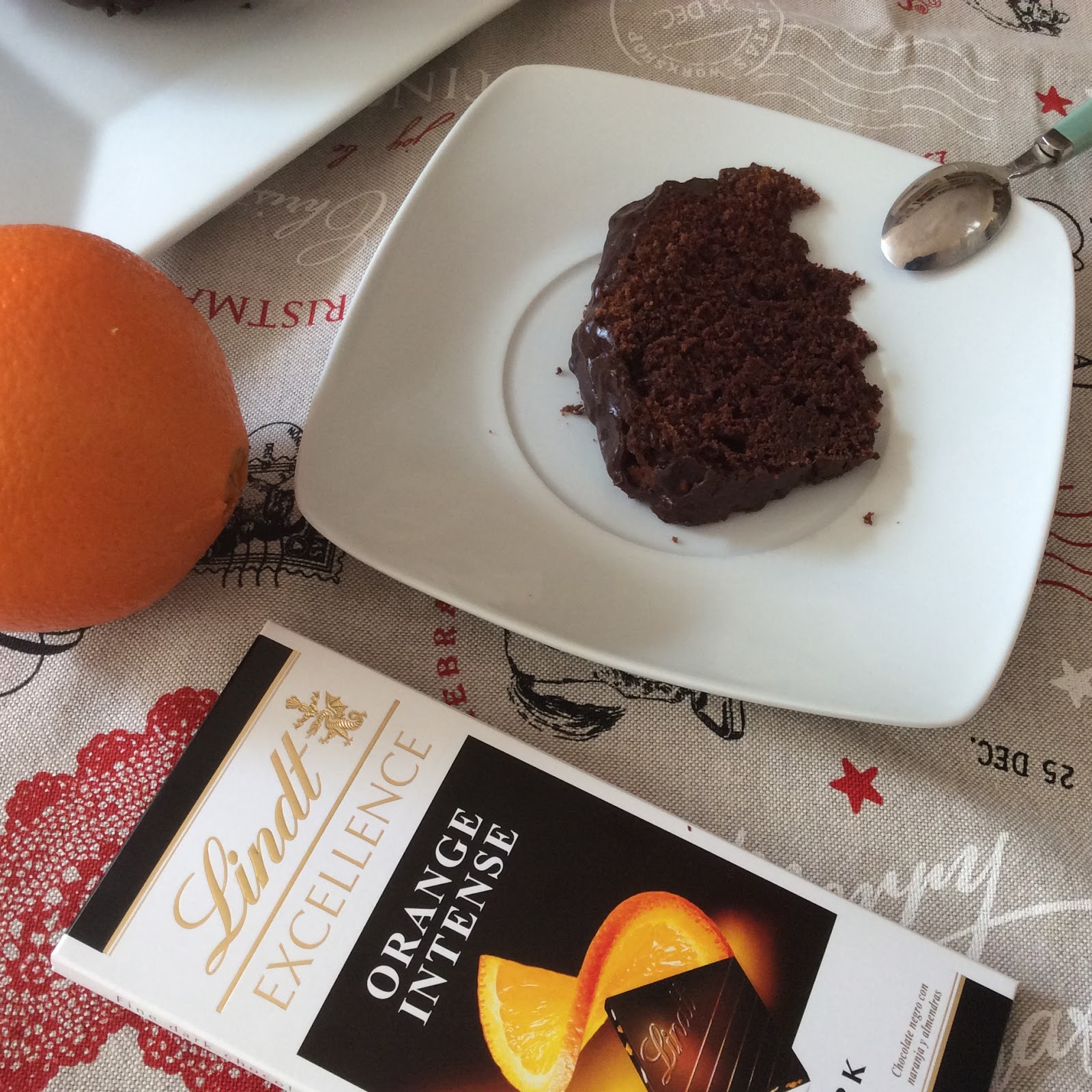 Bundt Cake de Chocolate & Cointreau | La Taza de Loza