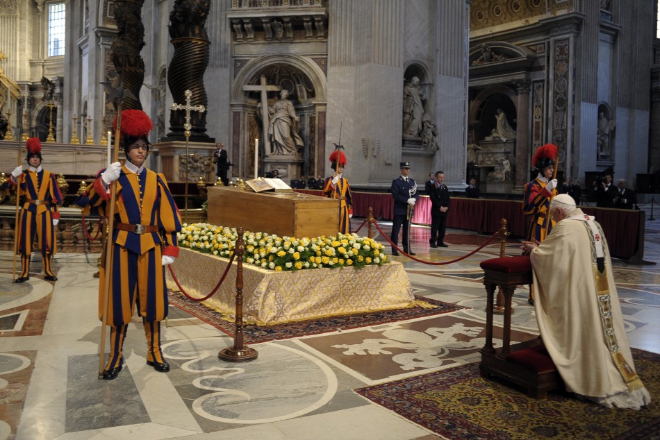 { The Seventh Cloud }: † Coffins