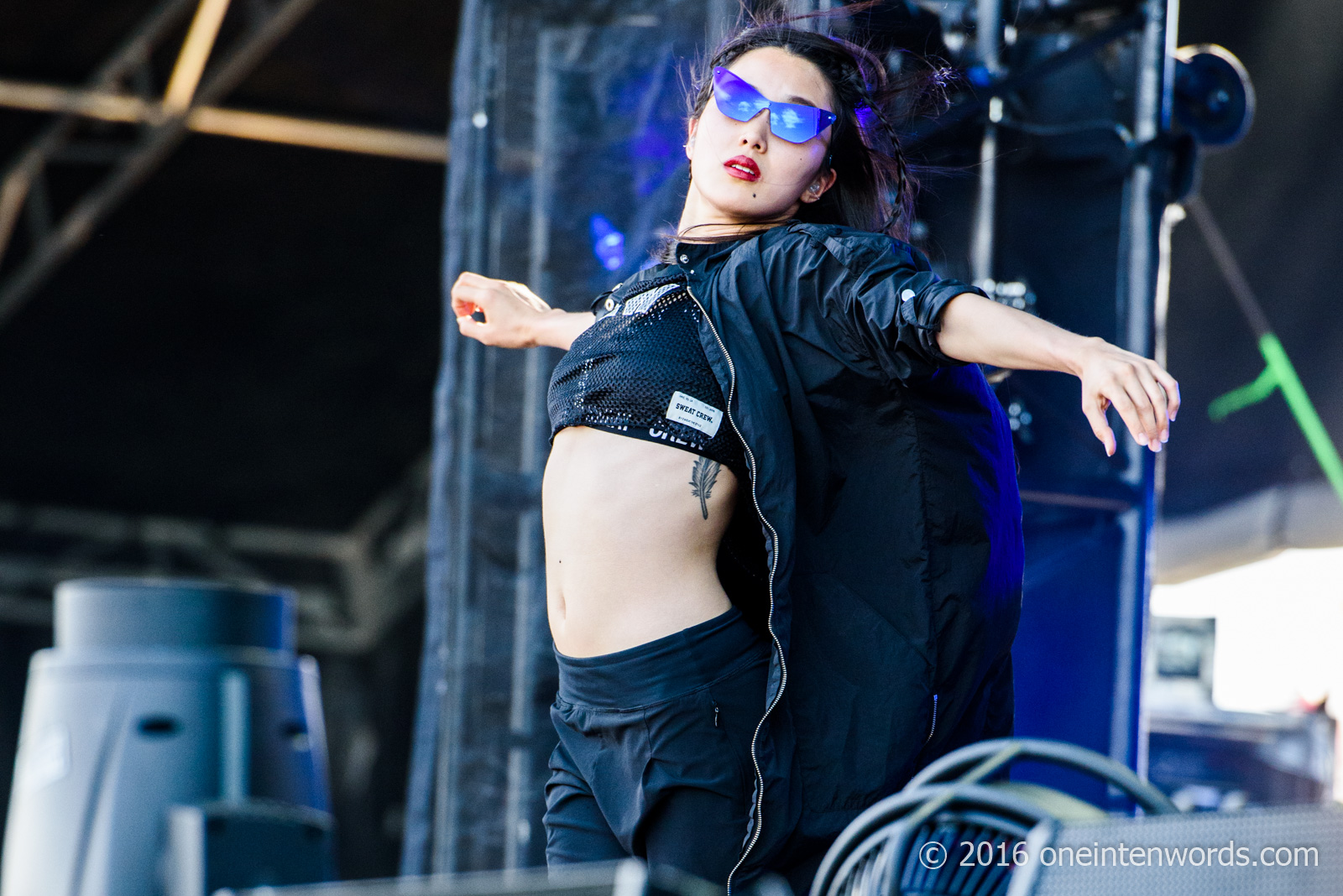 one in ten words: Bestival Toronto 2016: Day 2: Grimes - Concert Pictures