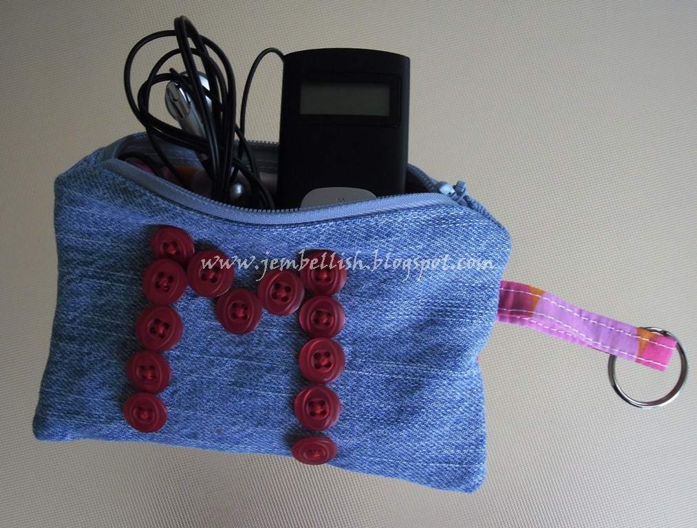 Creating my way to Success: iPod keychain case tutorial