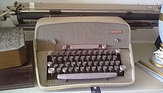 oz.Typewriter: Stott Model Twenty Portable Typewriter = Messa-ABC 2000 ...