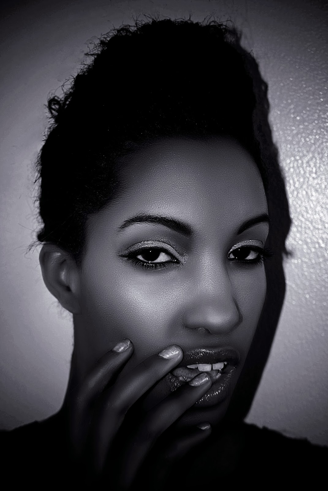 THRU THE EYES OF MAX : The Damsel....Featuring Lucy @The Felton Group