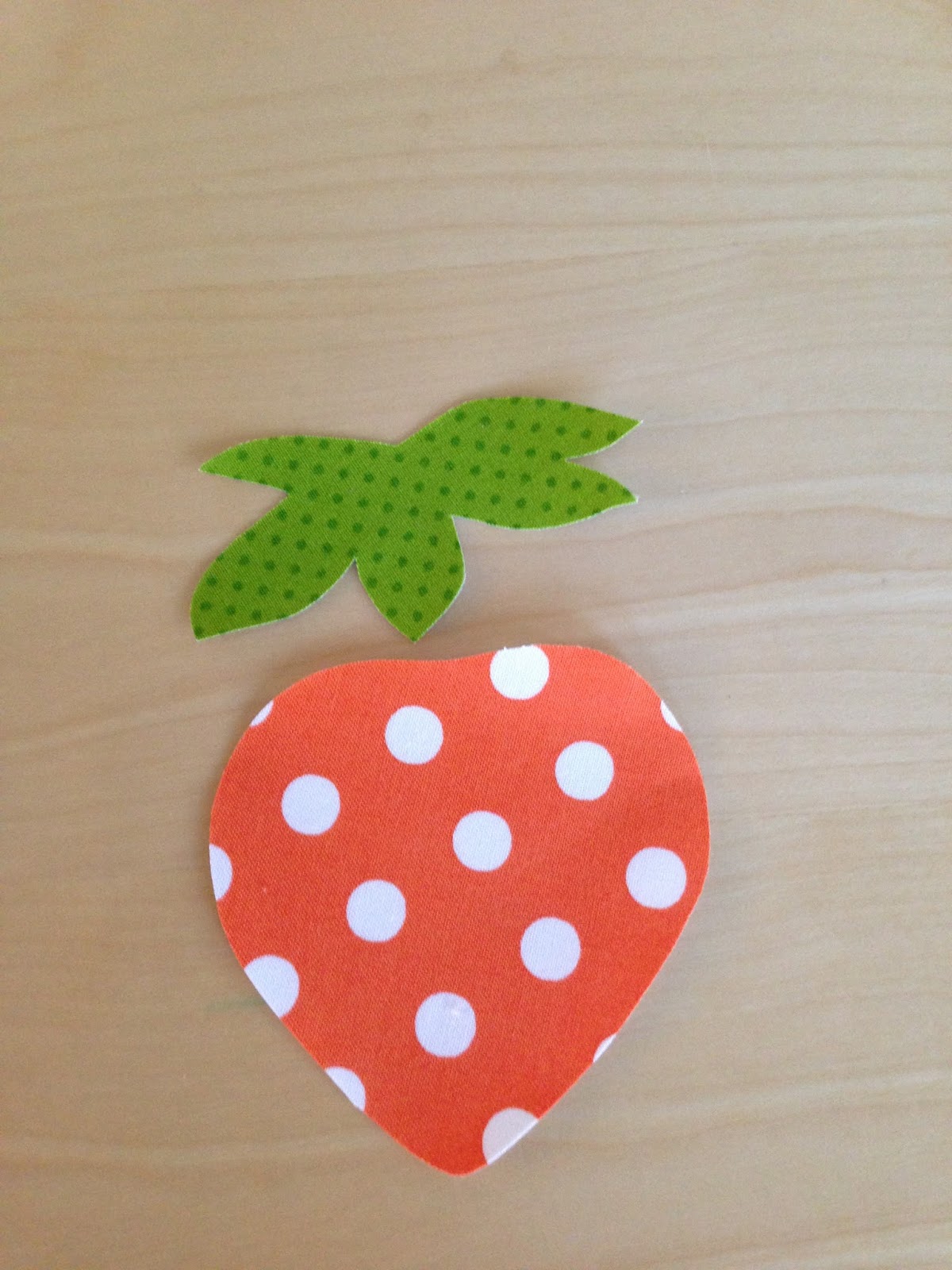 Summer Hoodie Tutorial from Jedi Craft Girl {contributor}