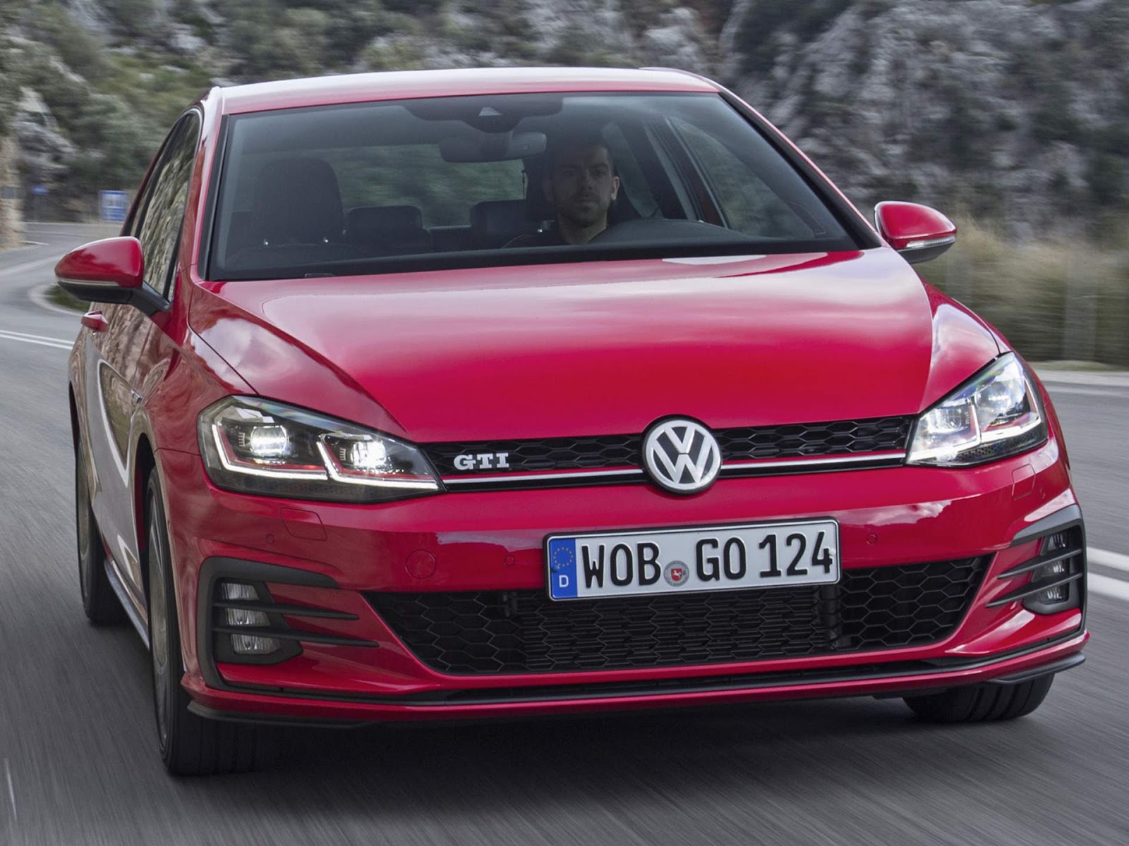 VW Golf GTI 2018 ganha acessórios exclusivos - Alemanha