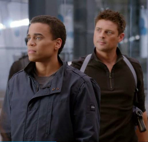 Z.Love's Entertainment Blog: Almost Human Season One Deserves a Season ...