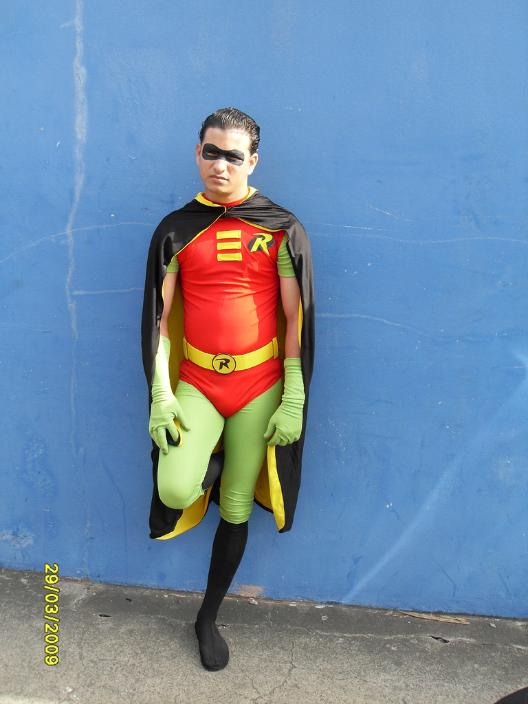 Comic Con Robins – Captured Heroes