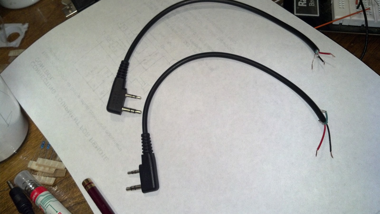 NJ2X: Built to trash: the totally defective HT clone cable