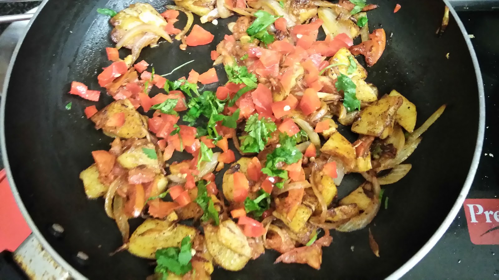 ONE-POT POTATO EGG / POTATO EGG / ARABIC STYLE EGG - Fast Recip