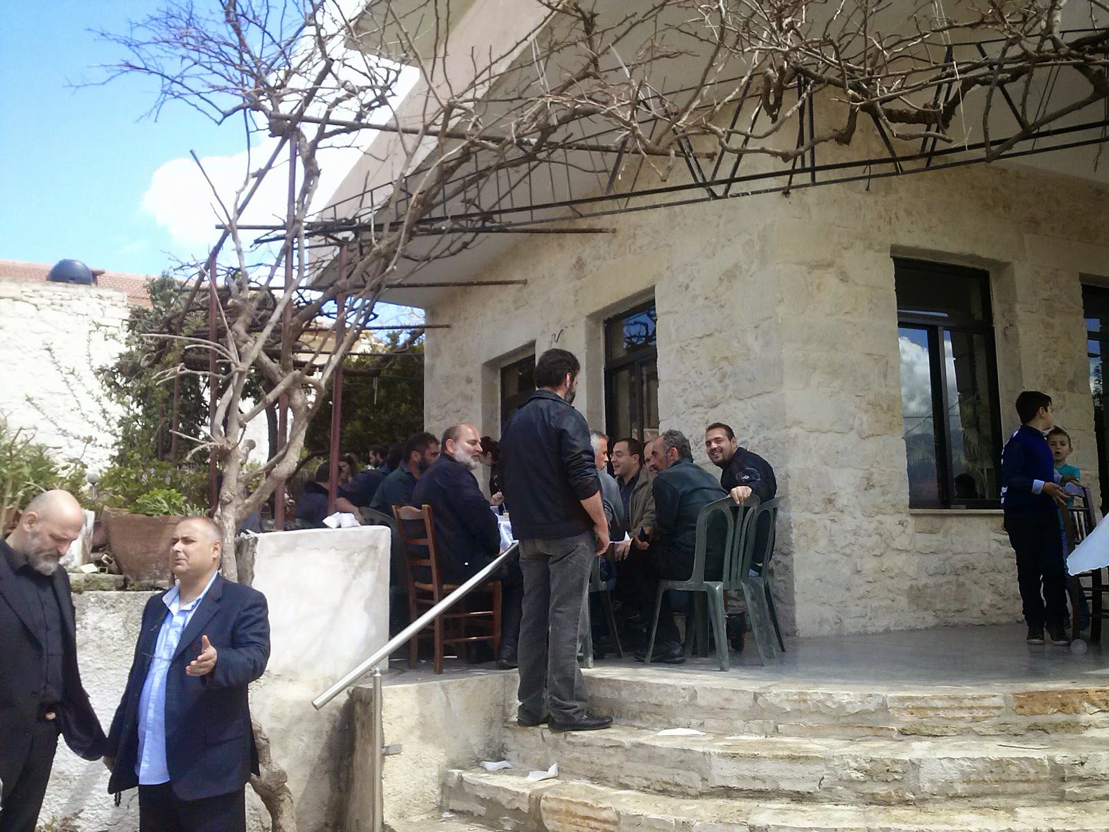 Βαγγέλης Θ.Κακατσάκης: ΣΤΑ ΠΕΤΑΧΤΑ