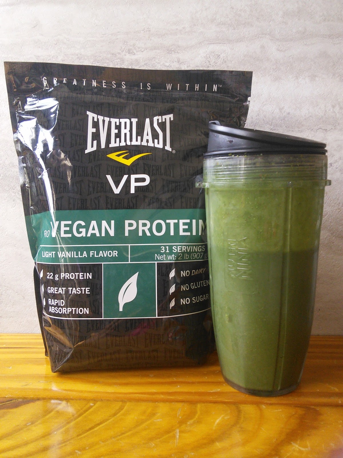 My Vegan Pineapple Kale Smoothie Tastes Awesome With Everlast VP ...