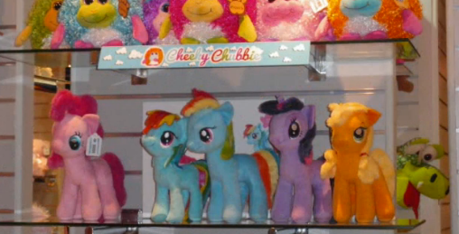 Equestria Daily - MLP Stuff!: London Toy Faire MLP Toy Slideshow