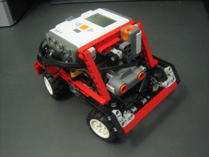 LEGOs and Robots: Compact Four Wheel Drive Car
