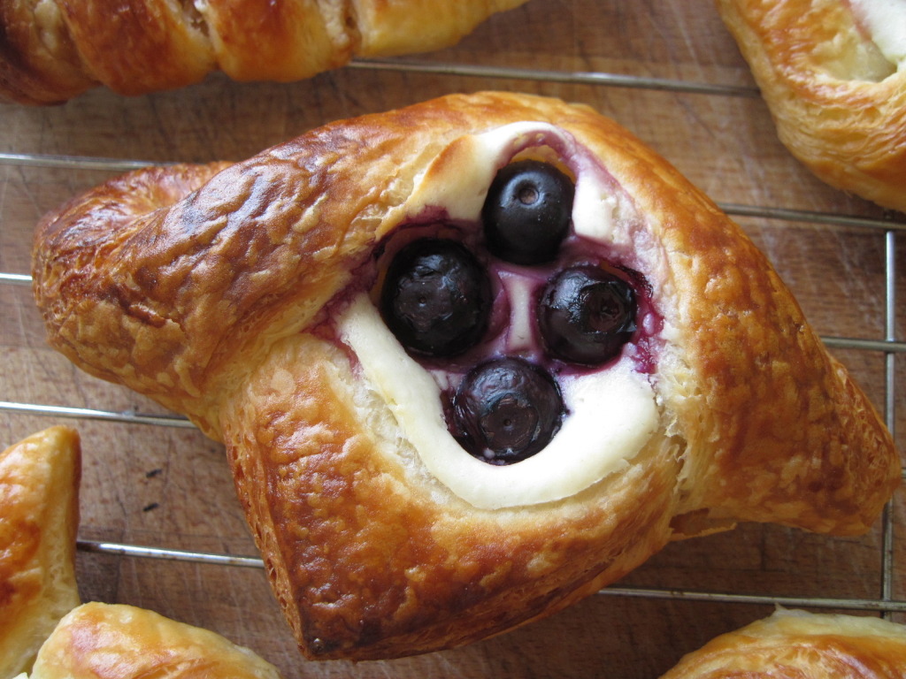 Calvin's Canadian Cave of Coolness: Magical Breakfast Pastries That You ...