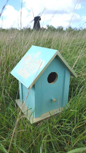CRAFTING: The Upcycled Birdhouse Challenge - Fizzy Peaches Blog