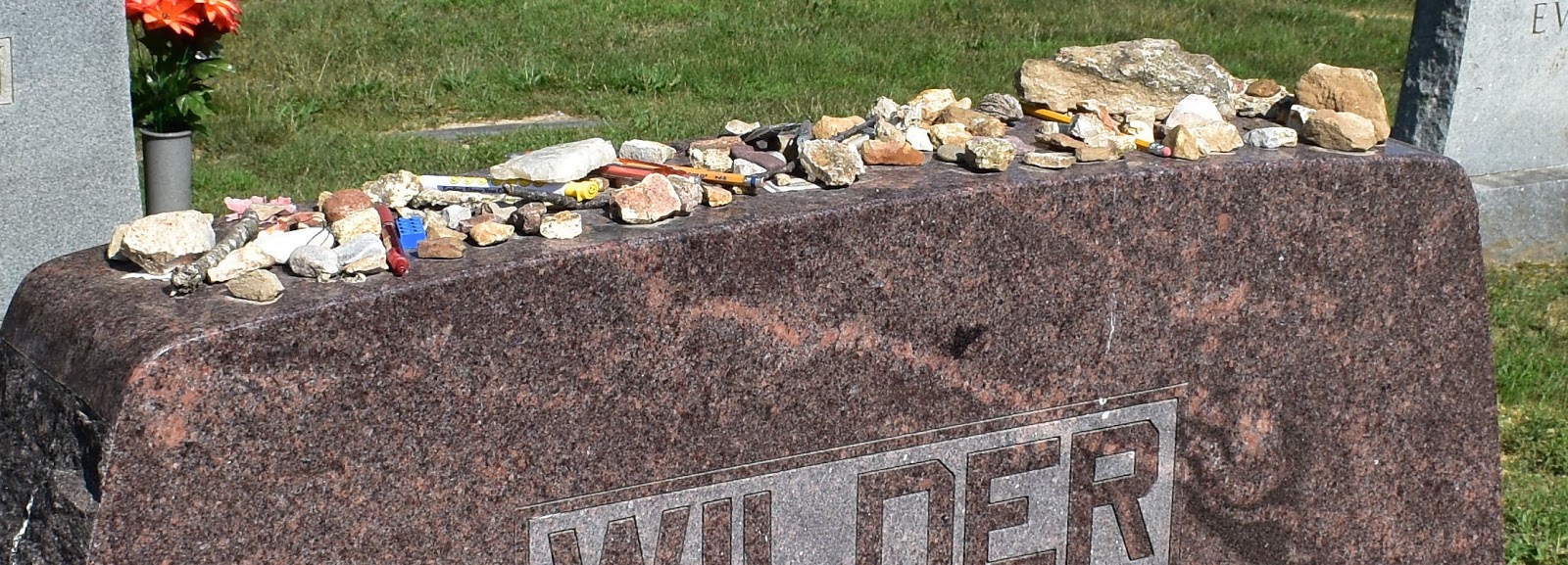 The Ruralhood: Laura Ingalls Wilder Gravesite