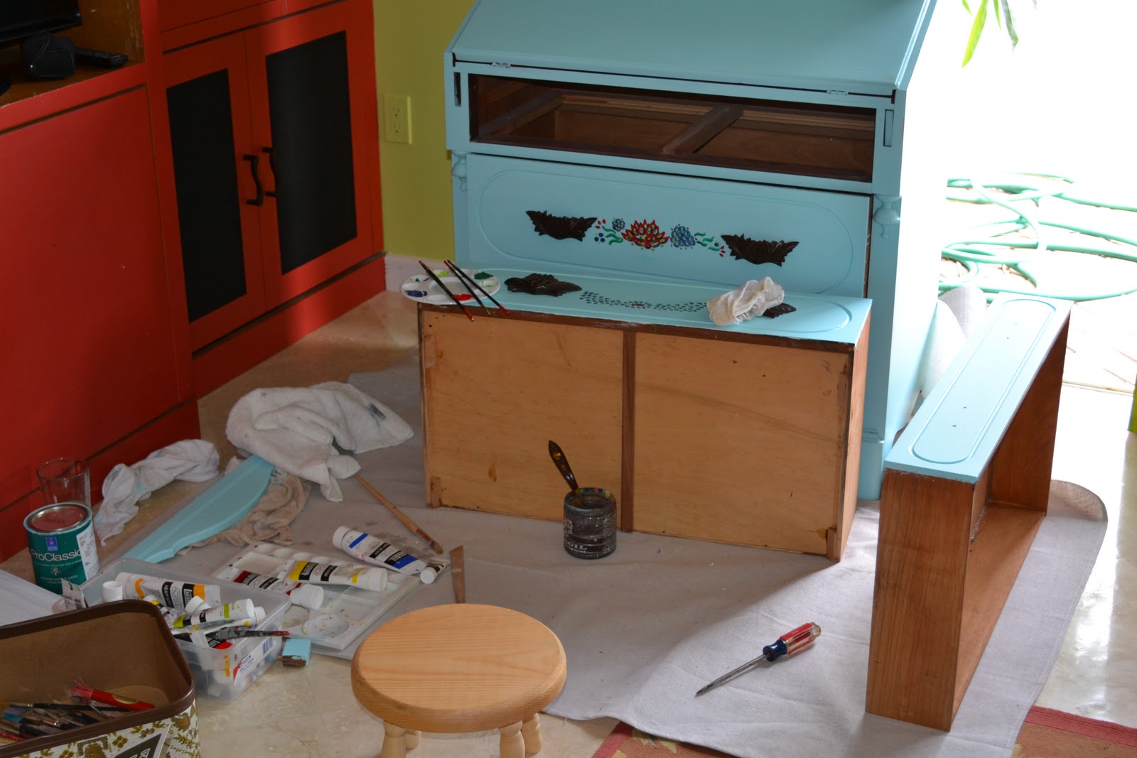 The Homeless Finch: Secretary Desk Transformed!