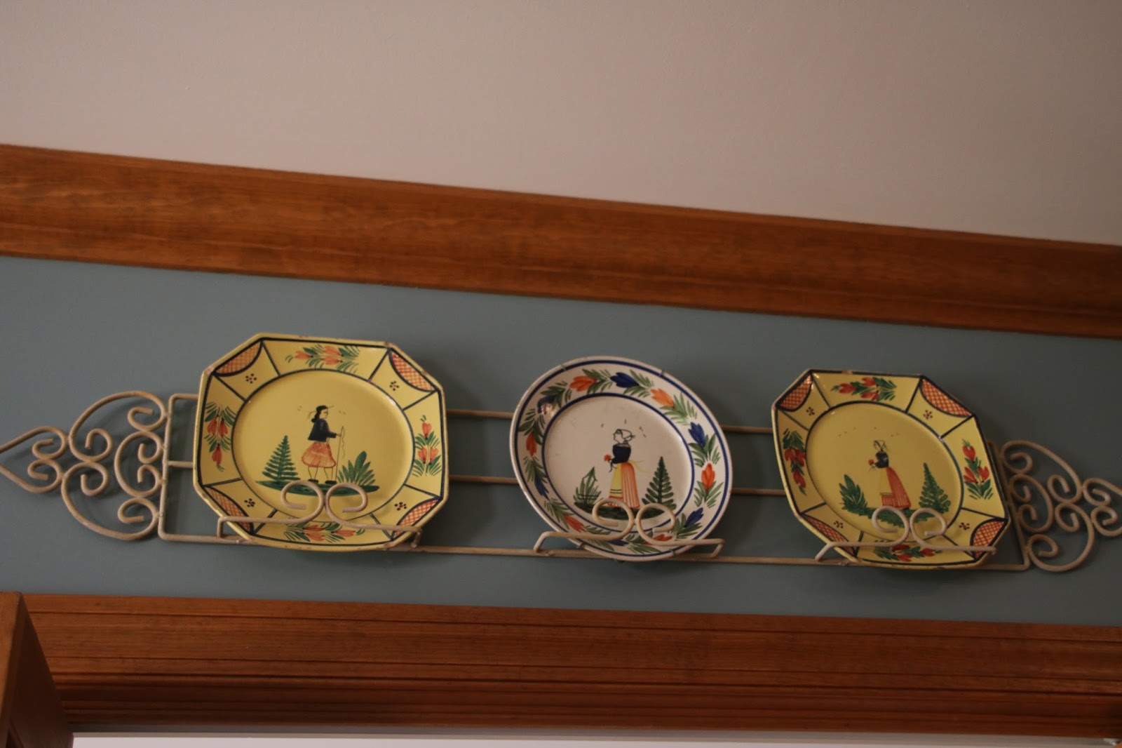 Quimper Pottery - Living With Thanksgiving