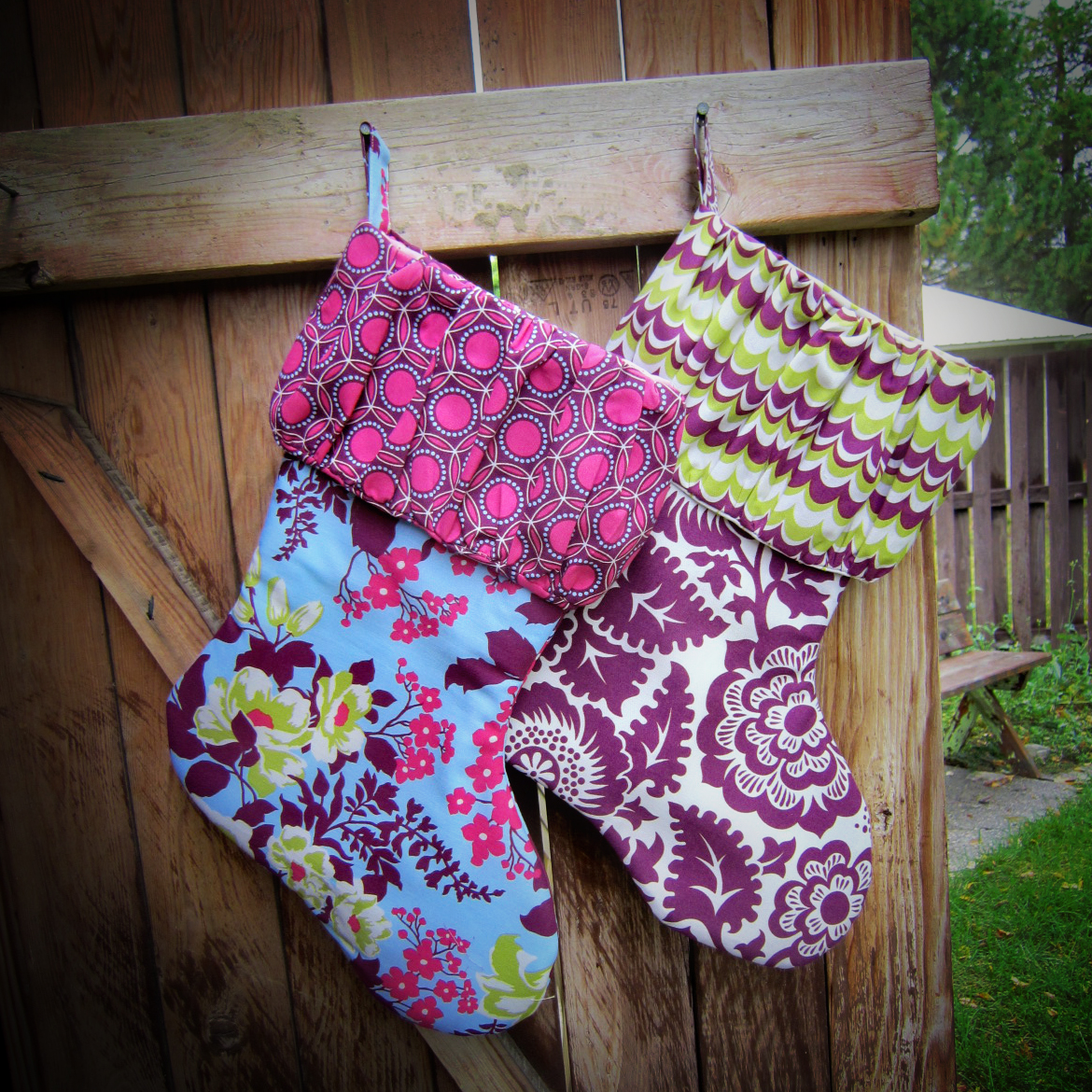 Yards and Yards: Introducing: Ruffle Cuff Stocking Pattern!!