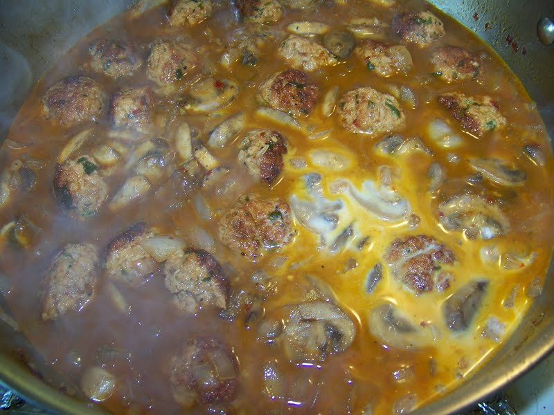 Kitchen Simmer: Spicy Russian Stroganoff Spaghetti and Meatballs