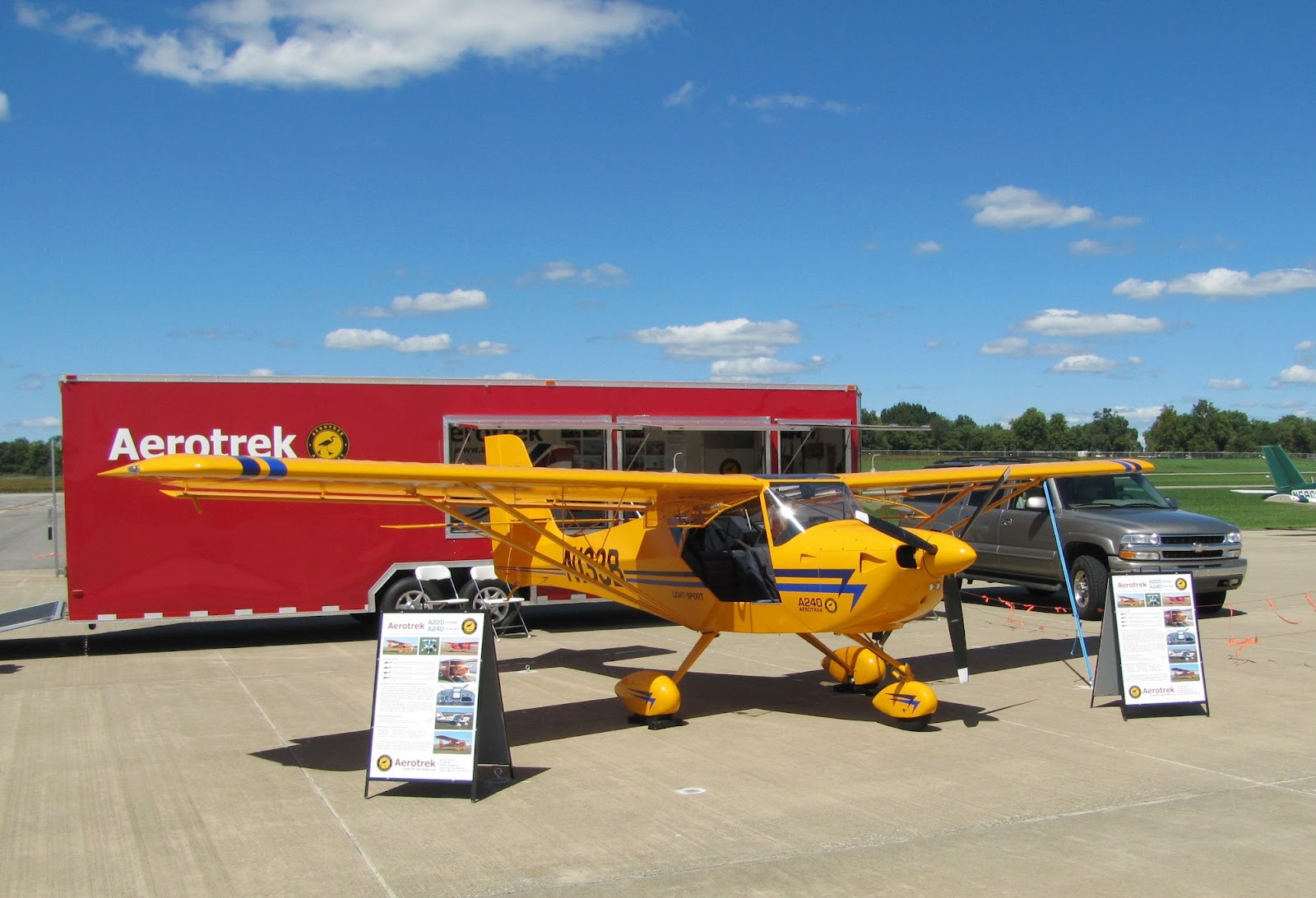 The Aero Experience: Aerotrek A240 Really Stands Out at Midwest LSA Expo