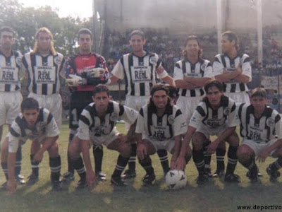 ANOTANDO FÚTBOL *: DEPORTIVO RIESTRA