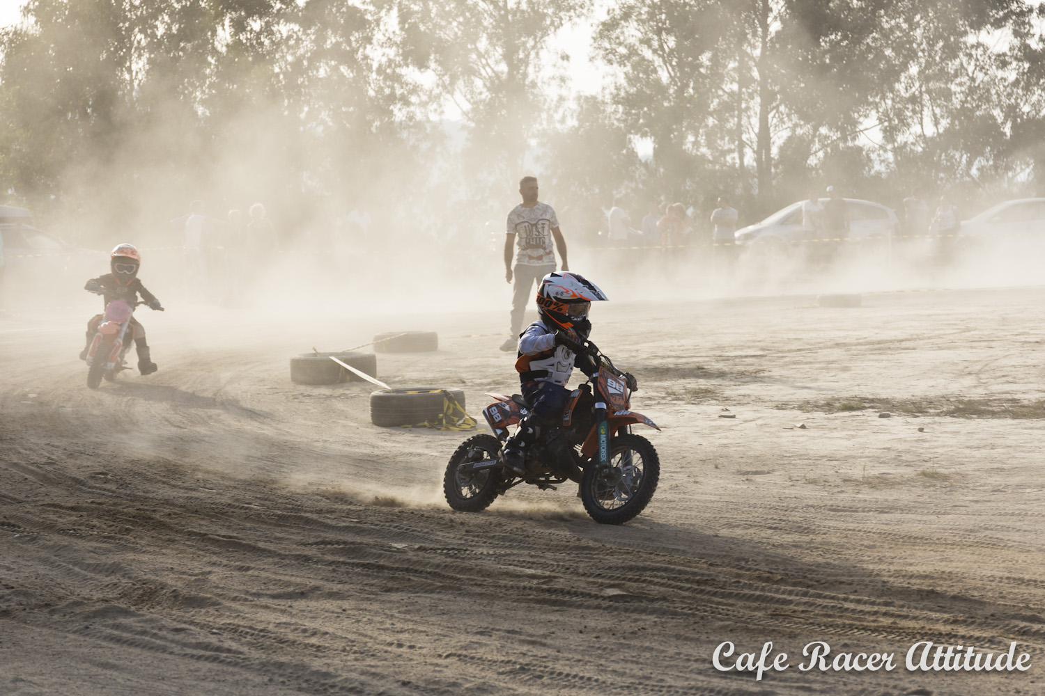 Cafe Racer Attitude: Dirt Track del Rosario (Fotos)