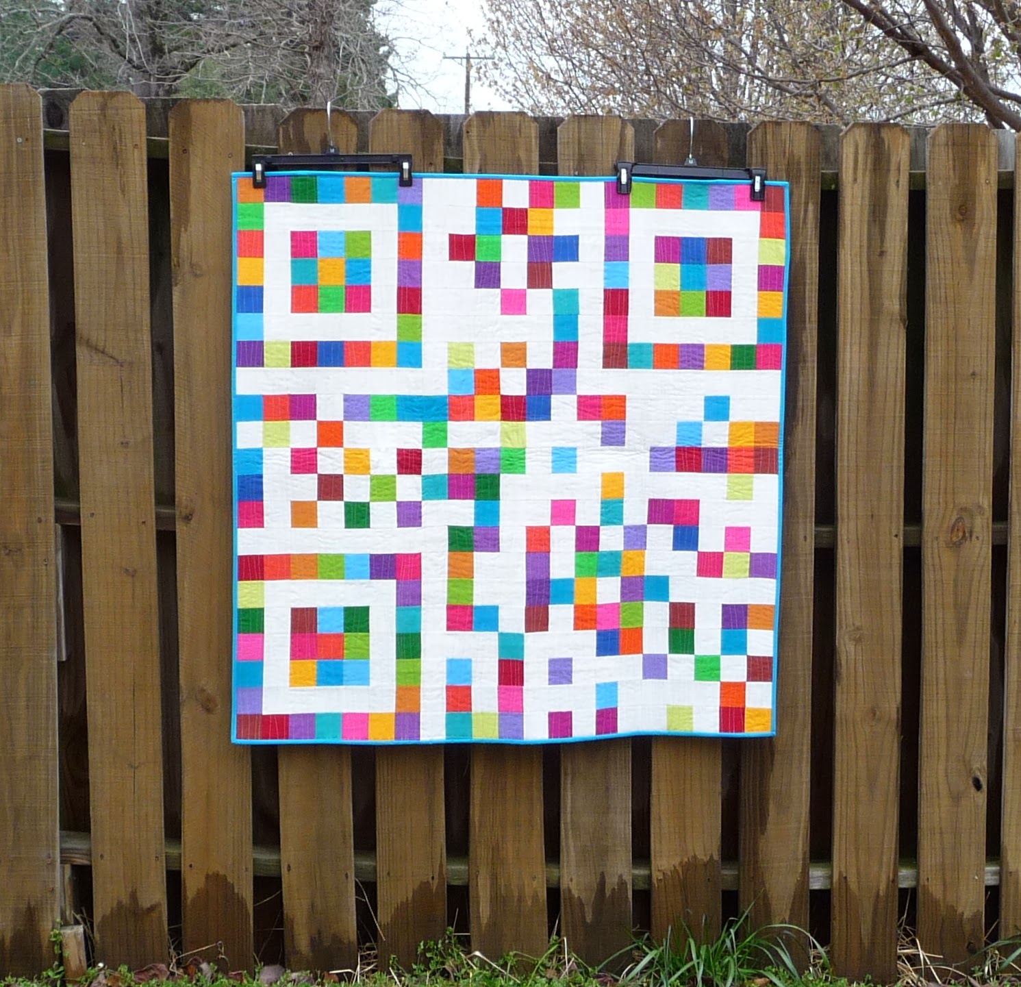 handmadewhimzy blog: A Quilty Finish - QR Bar Code Quilt