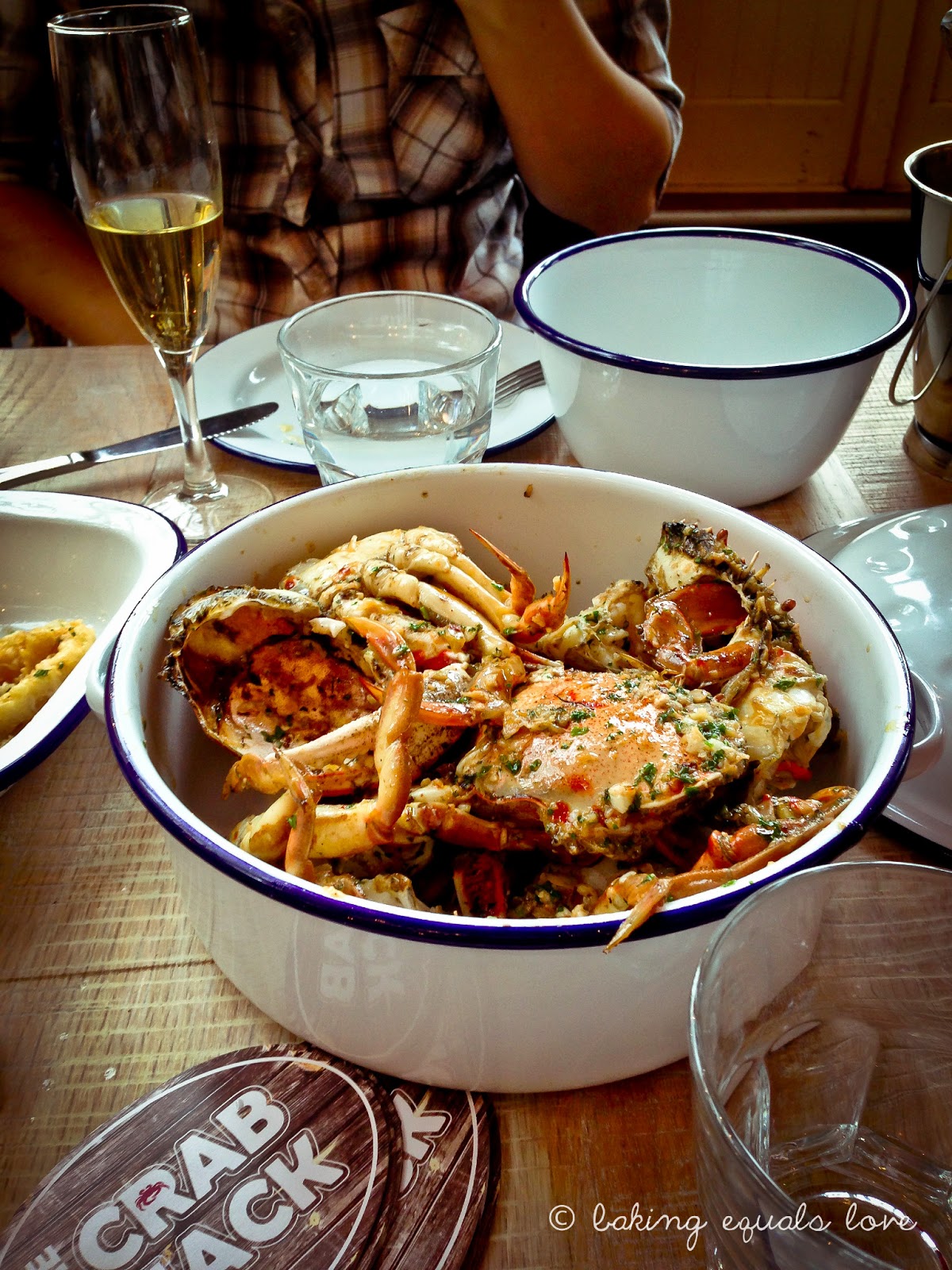 baking = love: Review: Crab Shack, Baby, Crab Shack