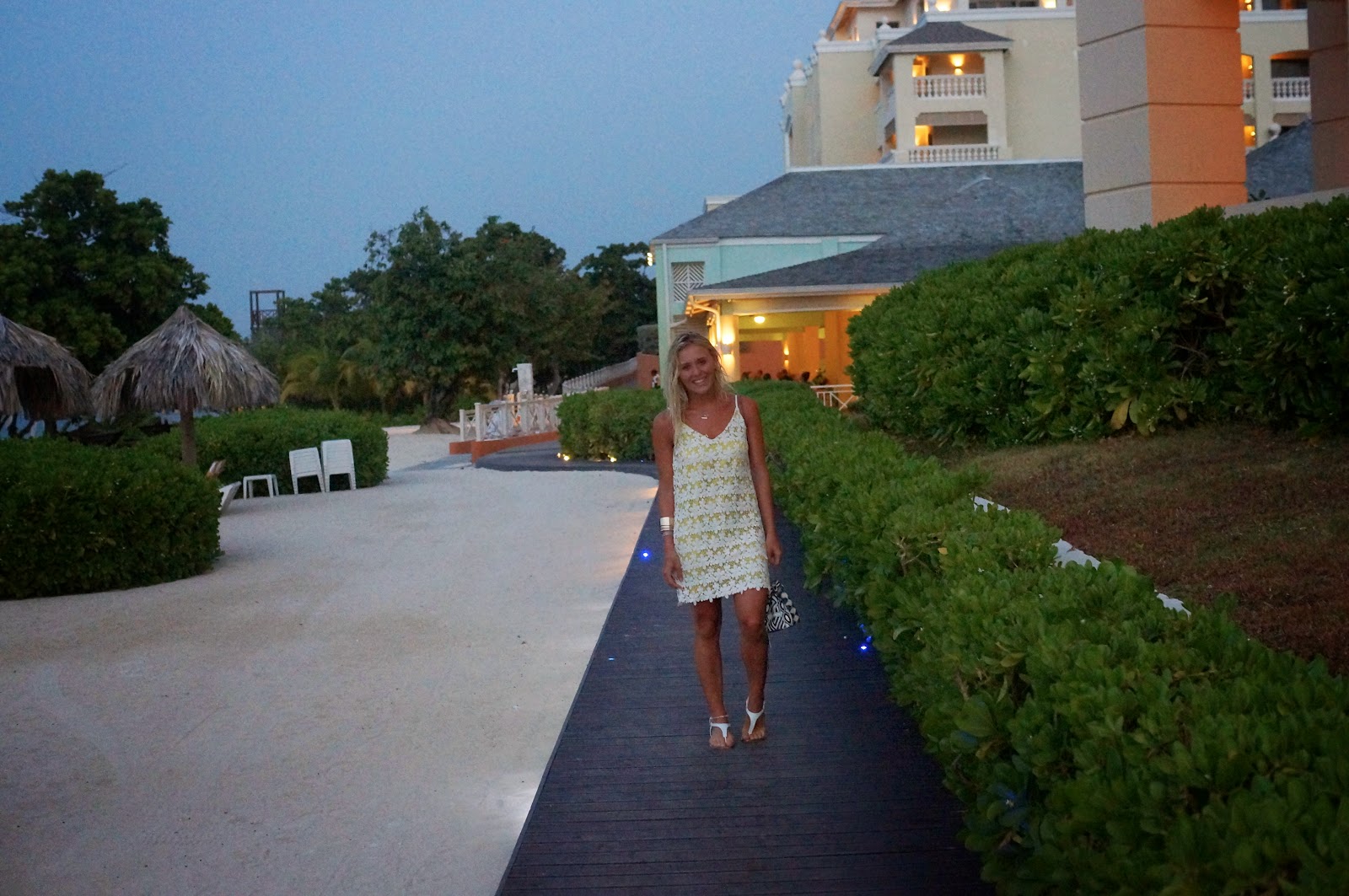 Emtalks: Montego Bay Jamaica: A Cheeky Beach Break