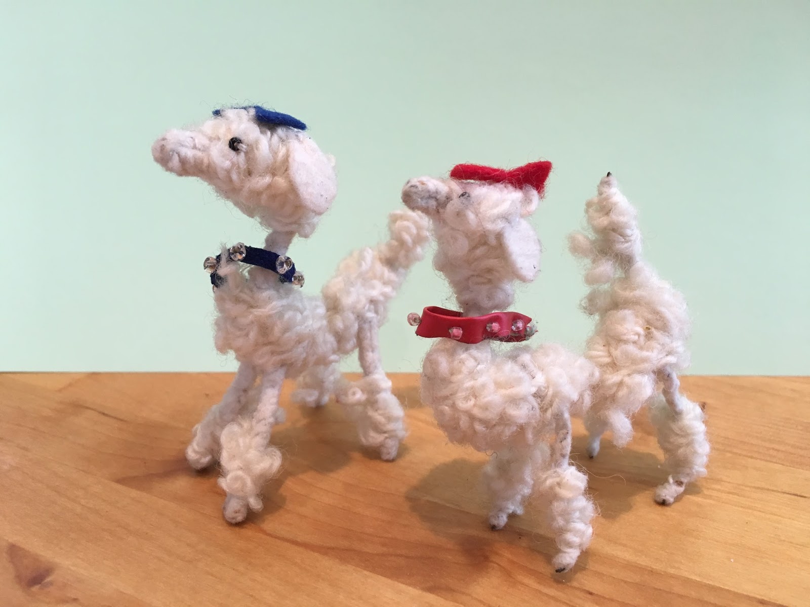 Truly Madly Tiny: Posh Dogs, Fabulous Artwork and Perfect Fireplaces