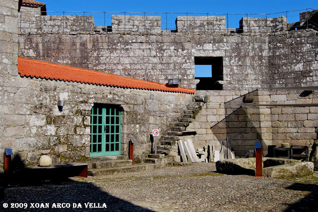 XOAN ARCO DA VELLA: CASTILLO DE VIMIANZO