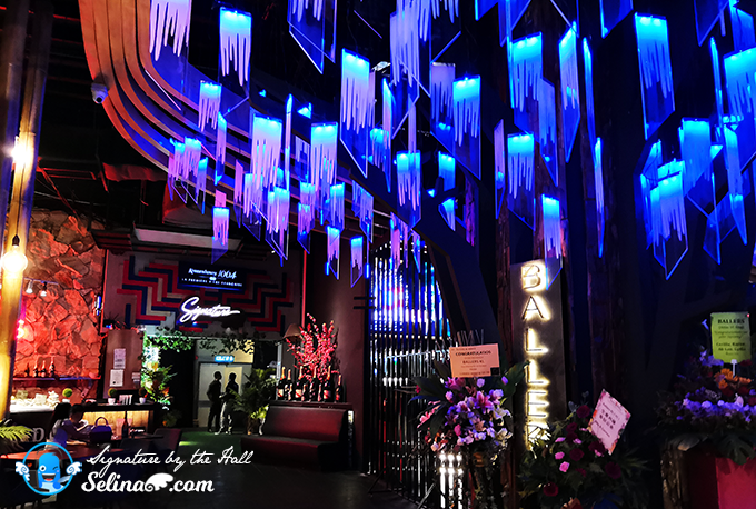 Signature by the Hall, The Roof - Romantic Rooftop Restaurant with ...