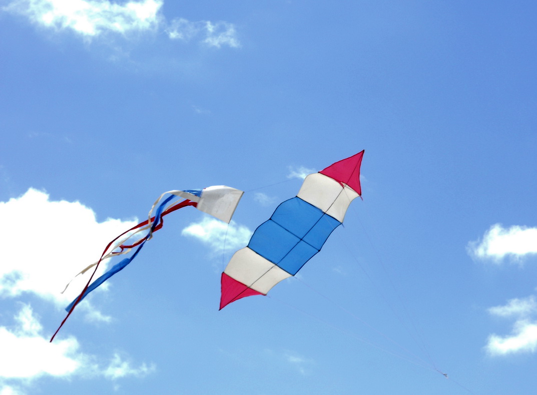 Chiang Mai med omvärld: Kite Flying. Flyga drake.