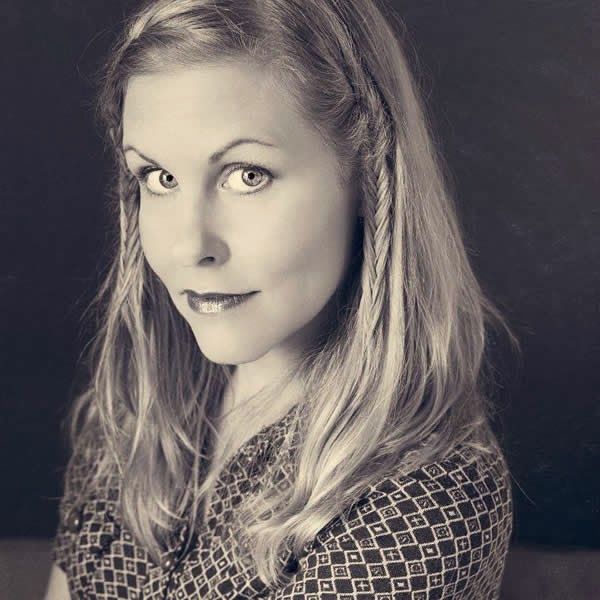 Hoa cỏ hữu tình trong chùm ảnh của một nữ nhiếp ảnh gia tự học - Việt ...